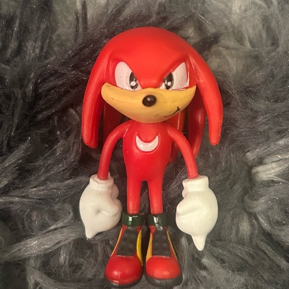 Jazwares | Toys | 26 Classic Knuckles 2 Figure By Tomy Sonic | Poshmark